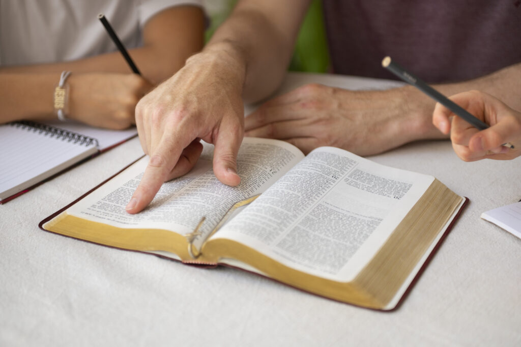 Holistic Bible Study - LMC – a fellowship of anabaptist churches